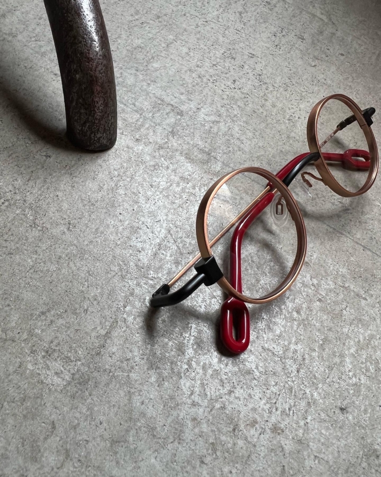 ANNE ET VALENTIN mod.MECACOOL（アンバレンタイン メカクール） - 神戸元町のヨーロッパメガネならMONO OPTIQUE