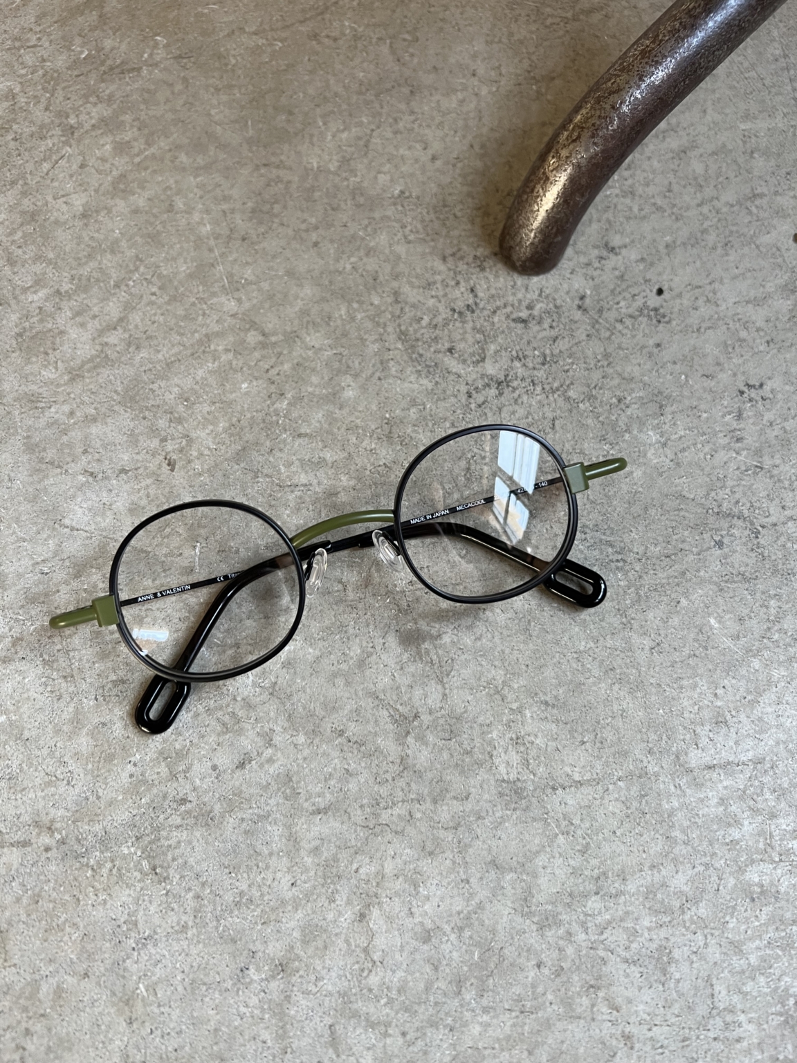 ANNE ET VALENTIN mod.MECACOOL（アンバレンタイン メカクール） - 神戸元町のヨーロッパメガネならMONO OPTIQUE