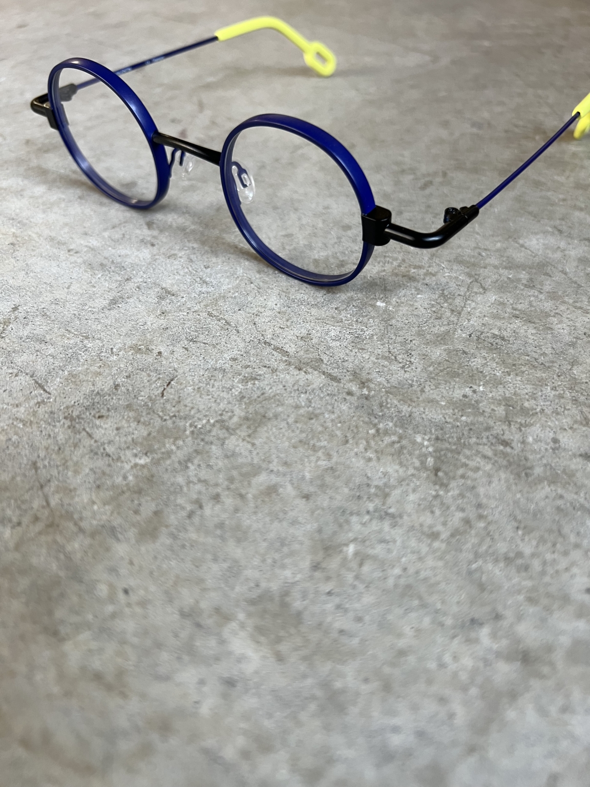 ANNE ET VALENTIN mod.MECACOOL（アンバレンタイン メカクール） - 神戸元町のヨーロッパメガネならMONO OPTIQUE